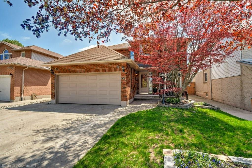 137 Claudette Gate, Hamilton, Ontario L9B2J9 Sold History | HouseSigma