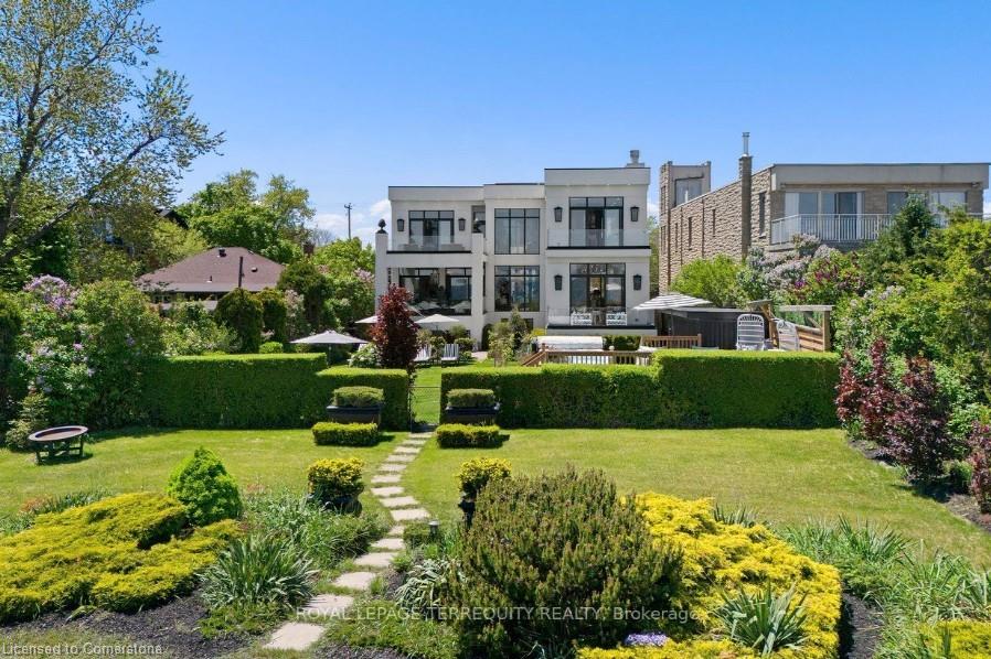 711 Beach Boulevard, Hamilton, Ontario L8H6Y5 For Sale | HouseSigma